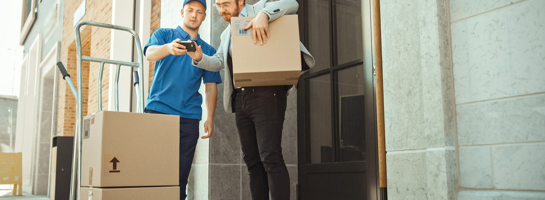 Leverans av vitvara - NetOnNet